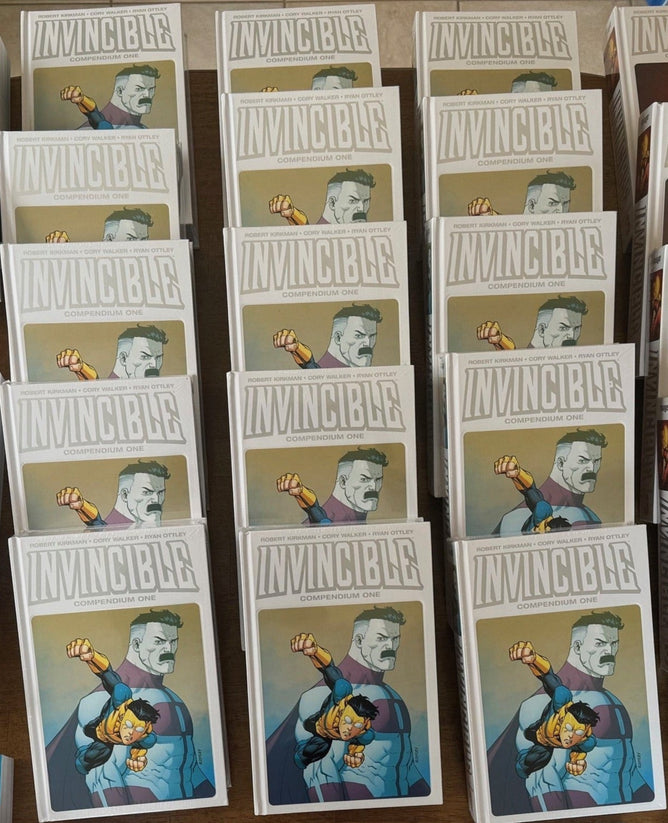 INVINCIBLE SERIES – Thunder Comics Canada